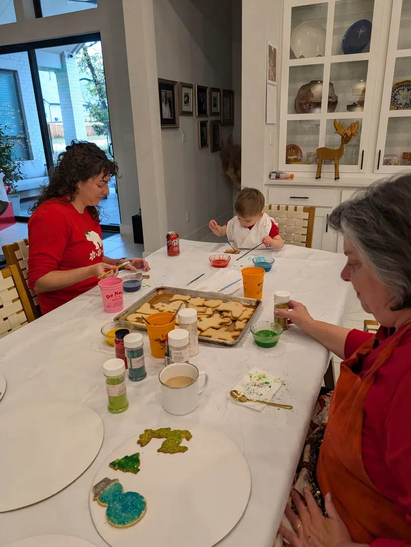 Sweet Memories: Holiday Baking Traditions to Savor This Season | Happy ...